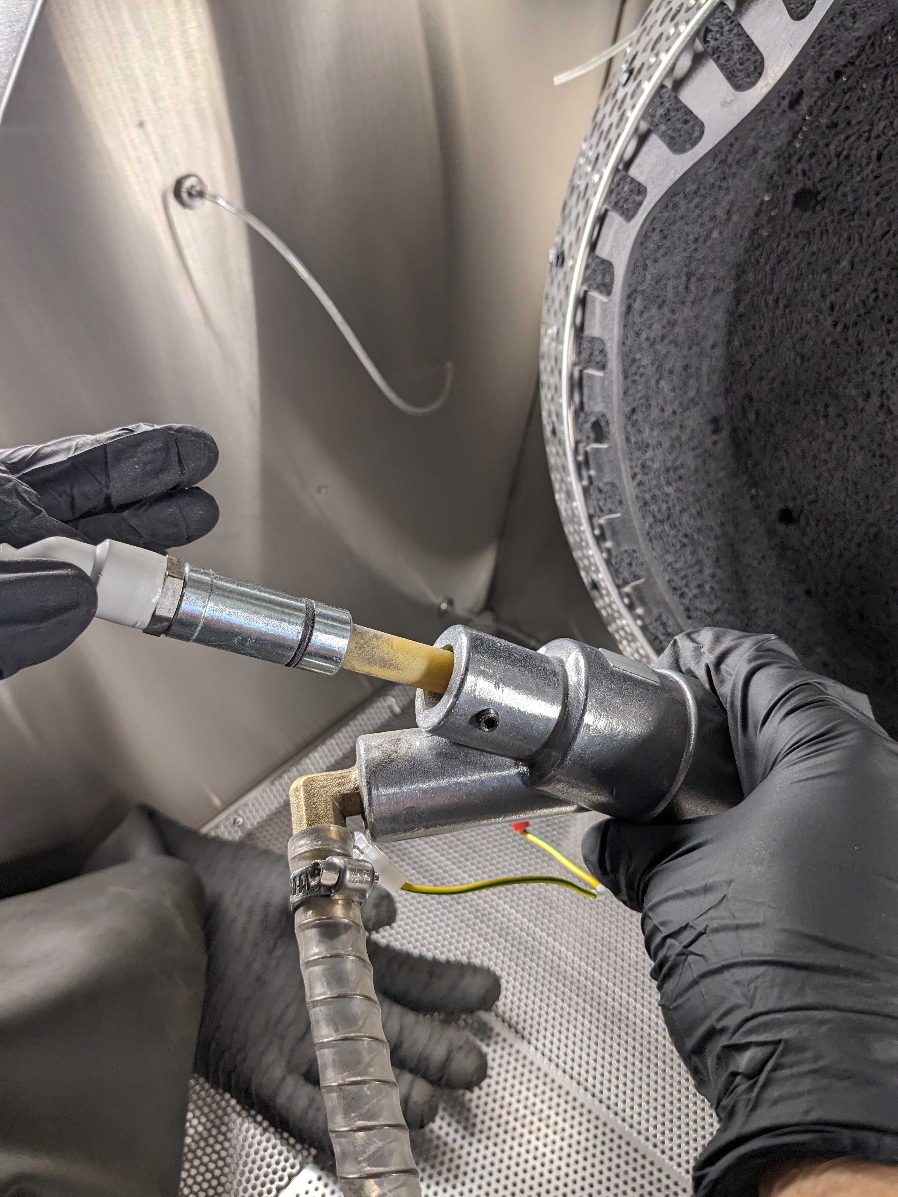 Replacing the Fuse Blast blast orifice