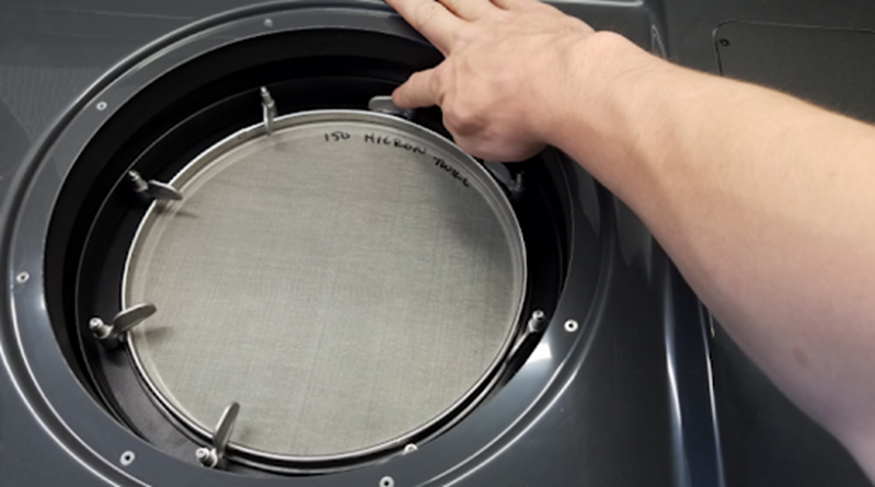 Cleaning all powder out of a Fuse Sift