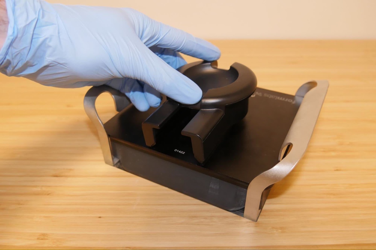 Replacing the build platform handle (Form 2 and Form 3 generation)