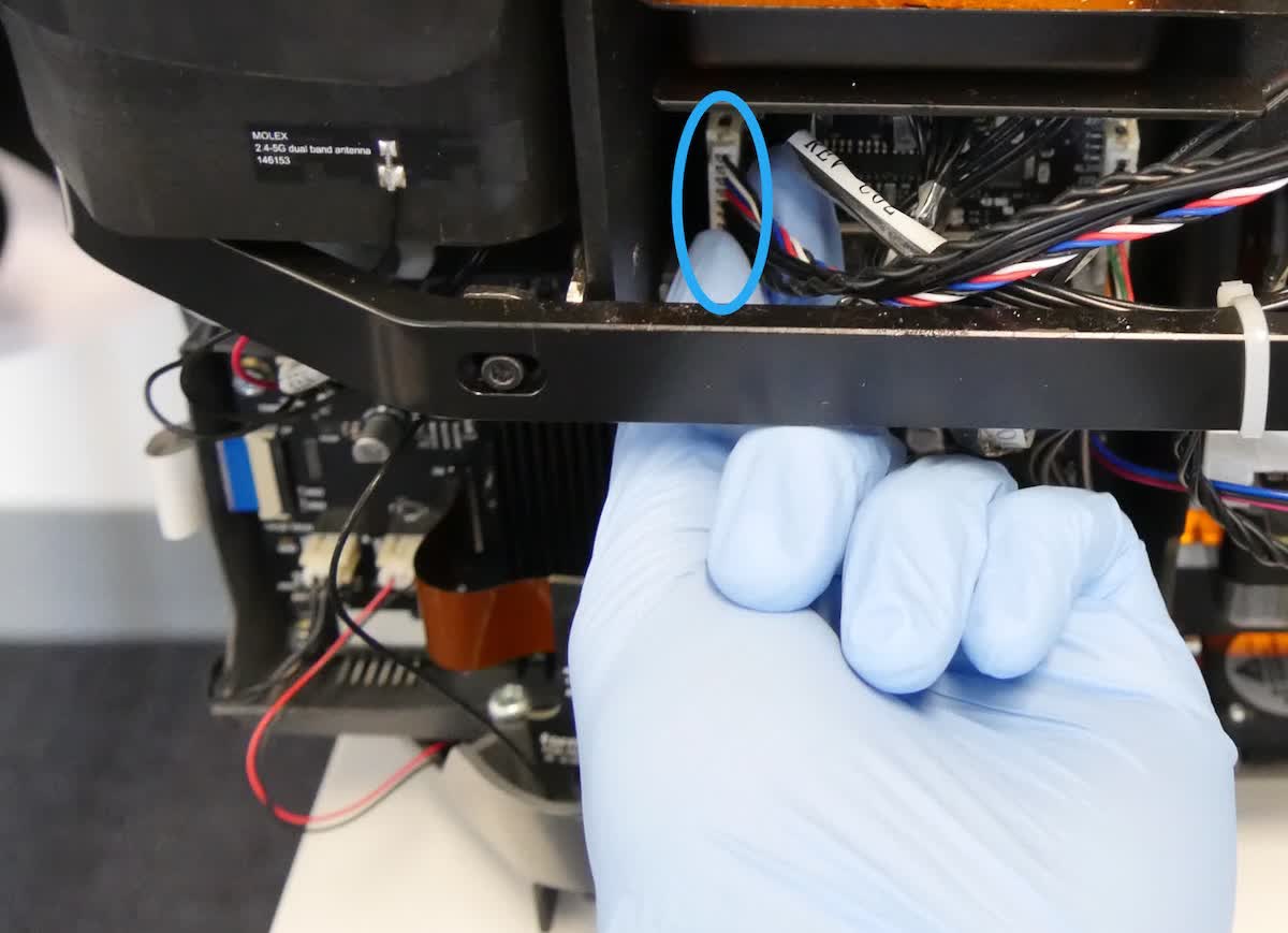 Replacing the Form 3 cartridge floor