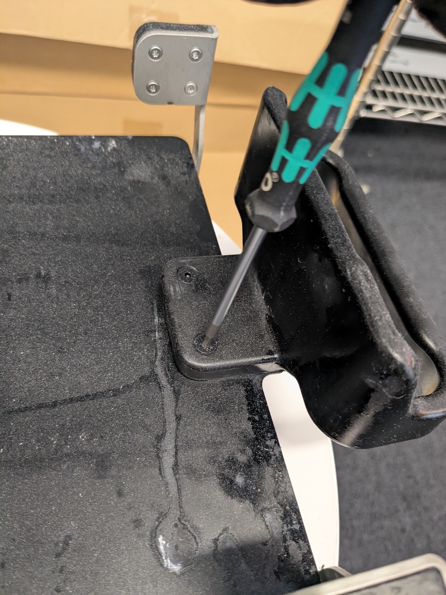Replacing the Build Platform 2L side handles