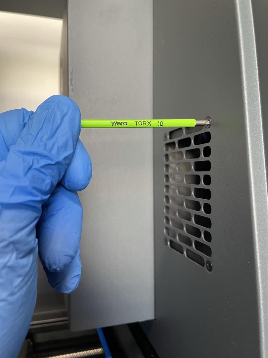 Replacing the Form 3L front heater assembly