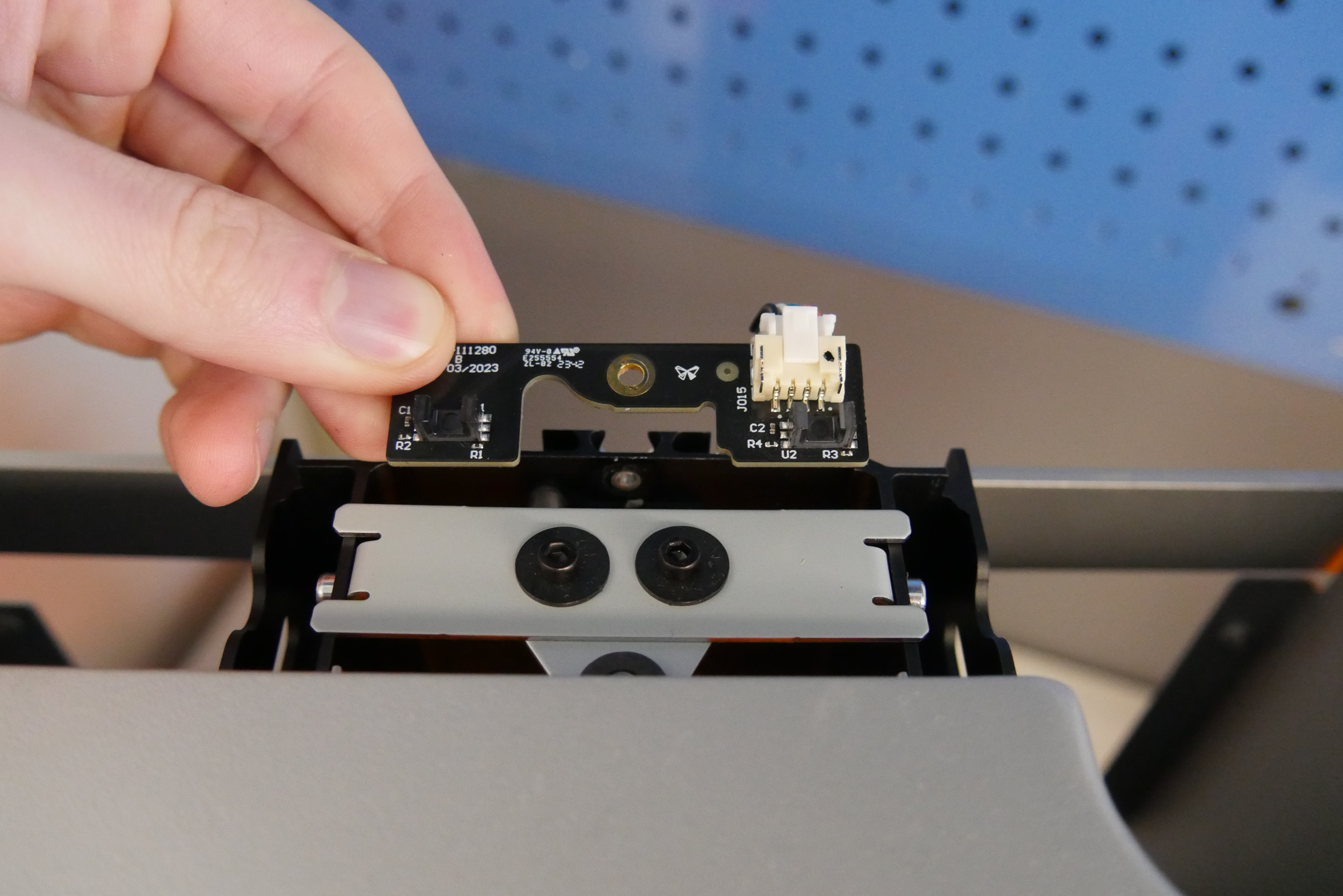 Replacing the Form 4 Z-axis limit switch