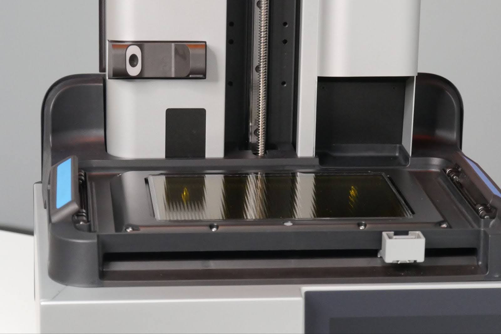 Replacing the Form 4 camera