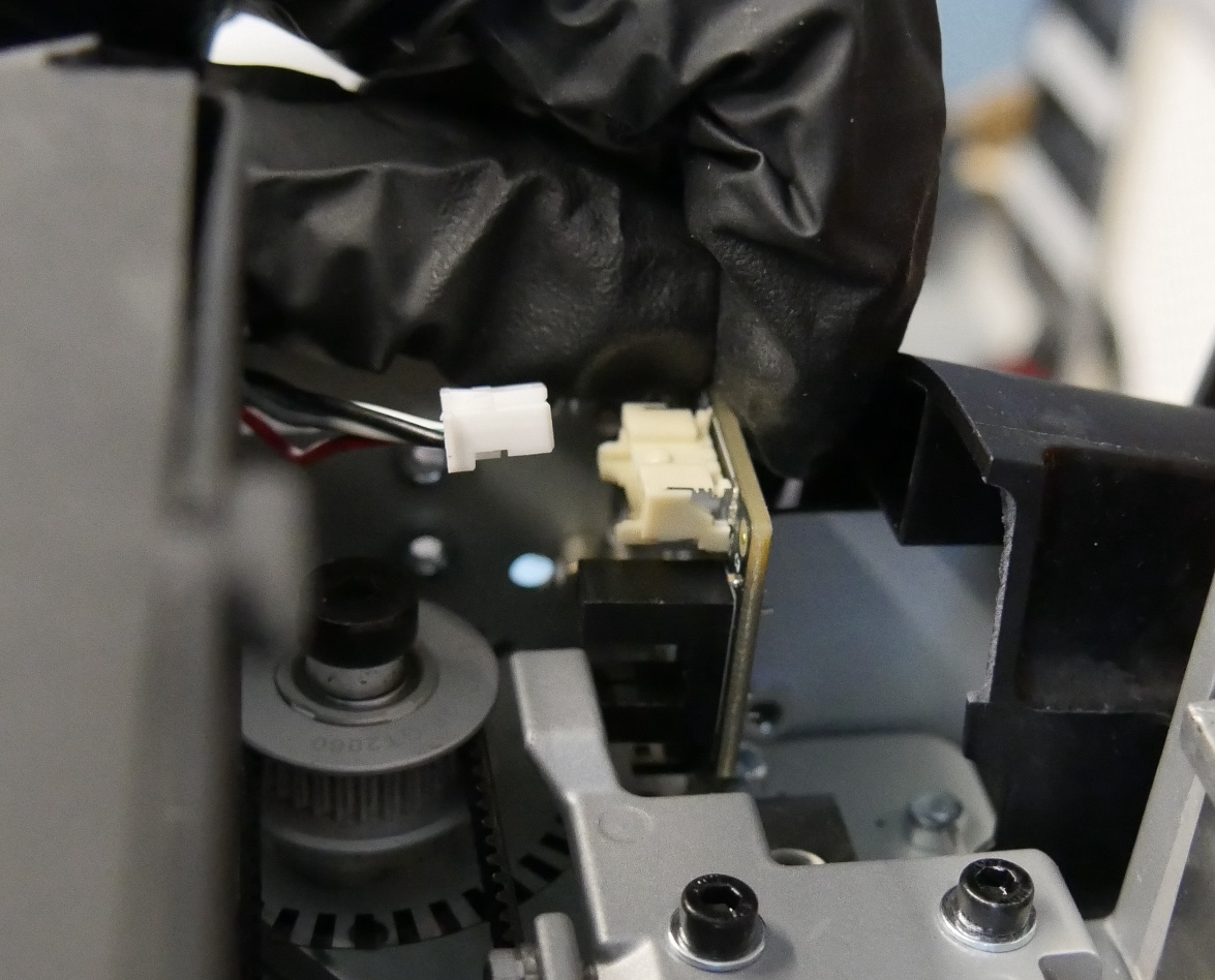 Replacing the Form 4 mixer drive assembly