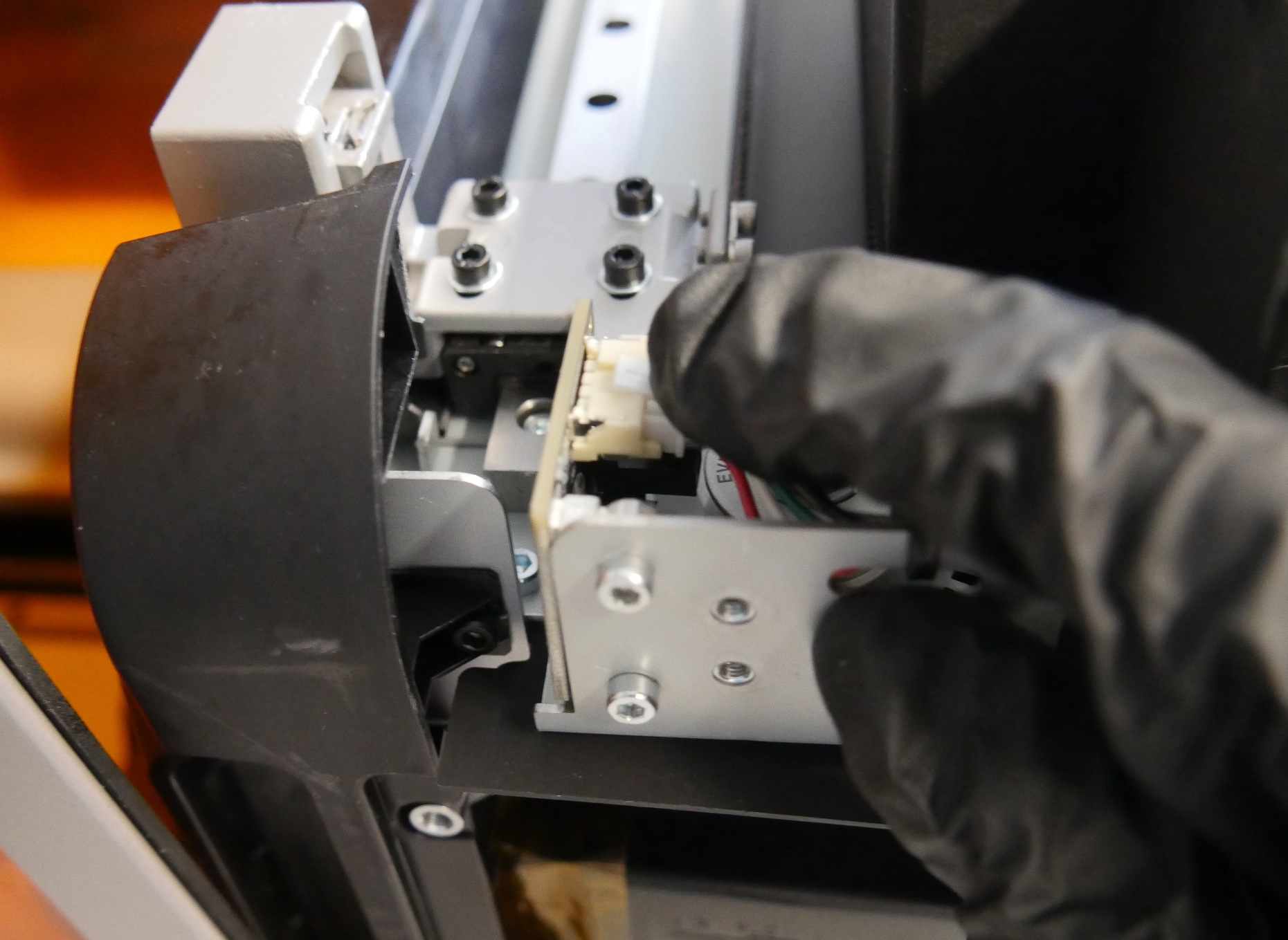 Replacing the Form 4 mixer drive assembly