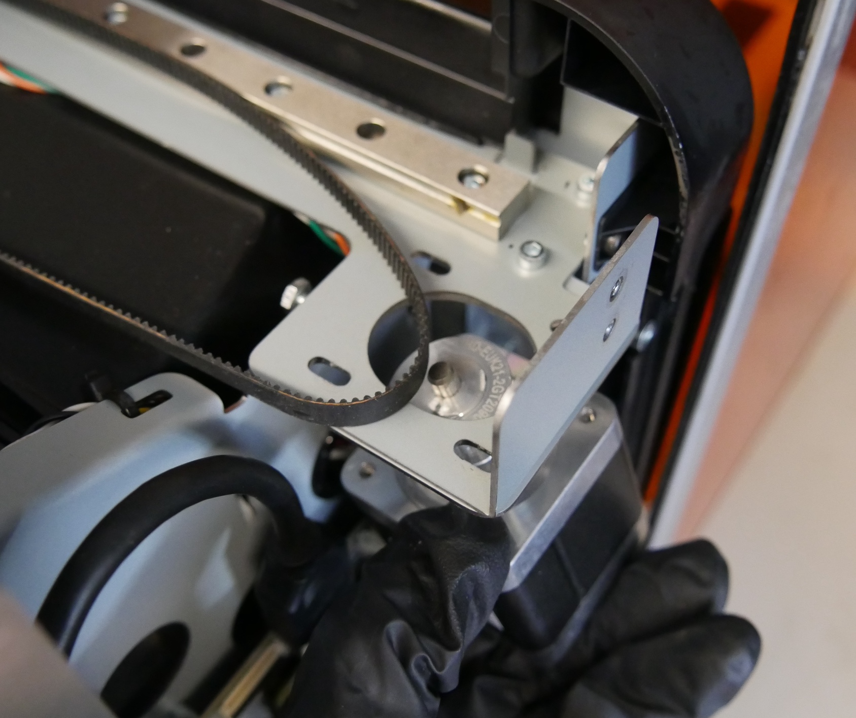 Replacing the Form 4 mixer drive assembly