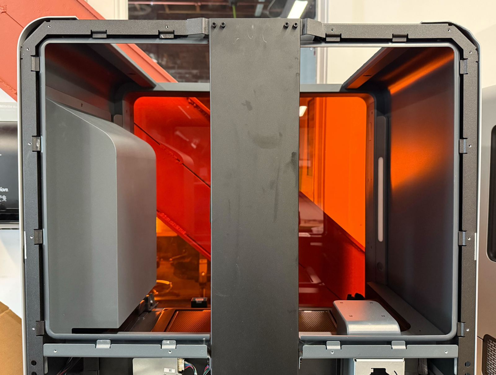 Replacing the Form 4L resin tank RFID board