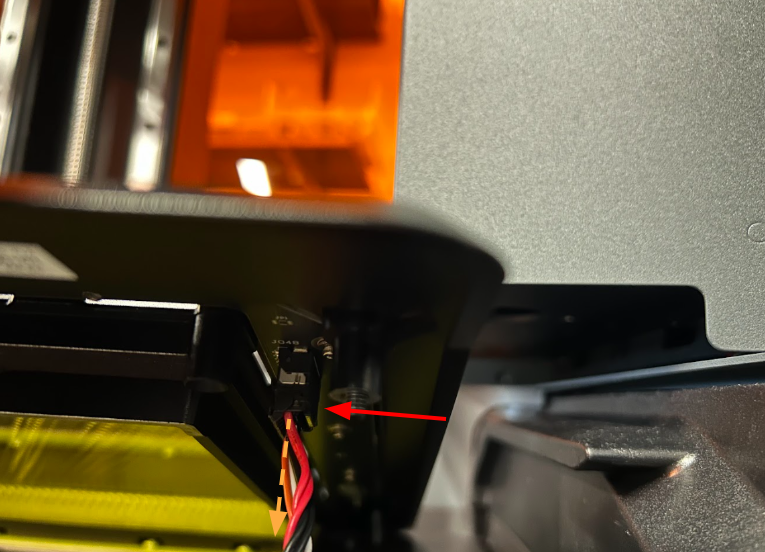 Replacing the Form 4L HDMI cable