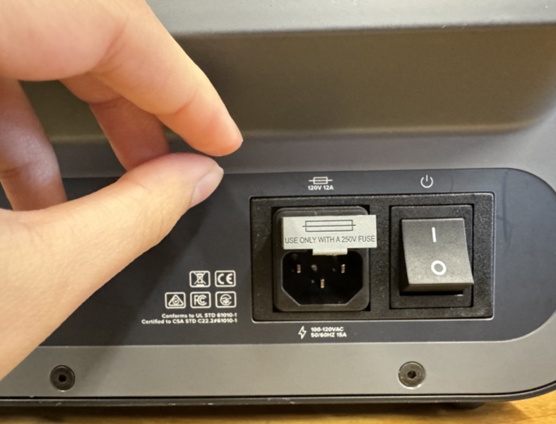 Replacing the Form Cure (2nd Generation) fuse