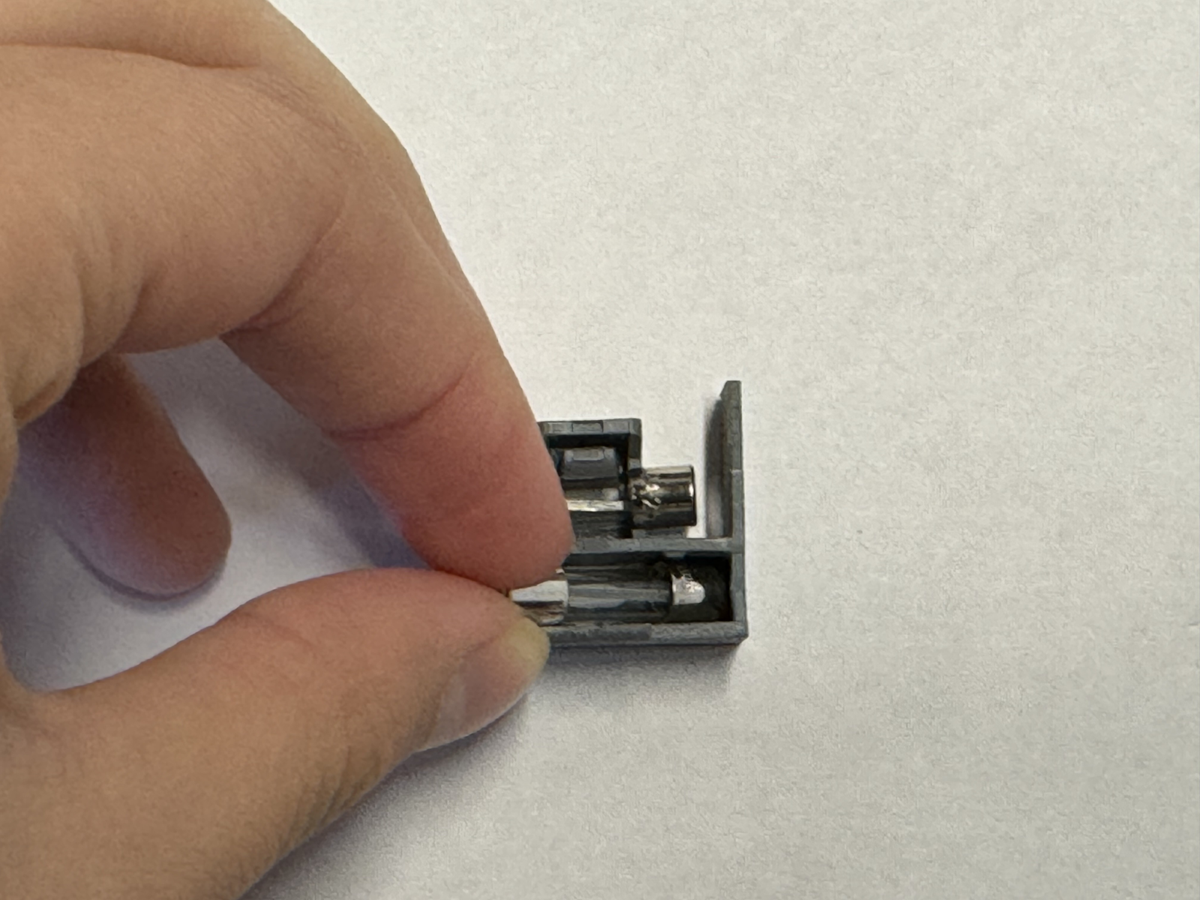 Replacing the Form Cure (2nd Generation) fuse