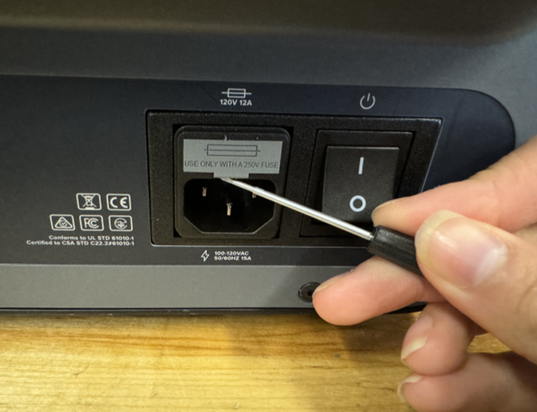 Replacing the Form Cure (2nd Generation) fuse