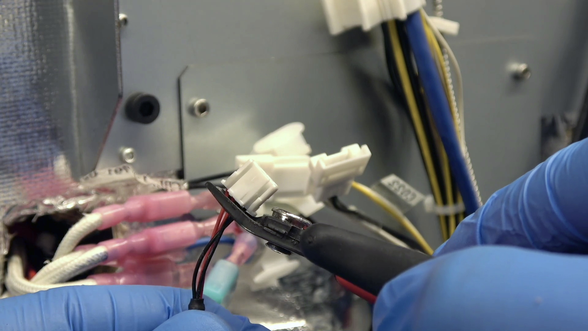 Replacing the Fuse 1 hopper trough RTD