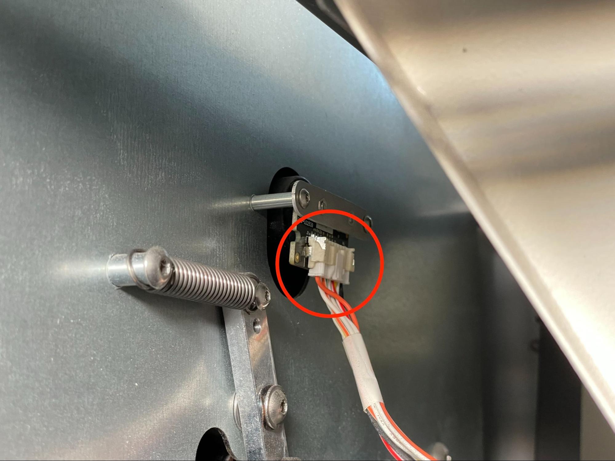 Replacing the Fuse Sift mixer assembly