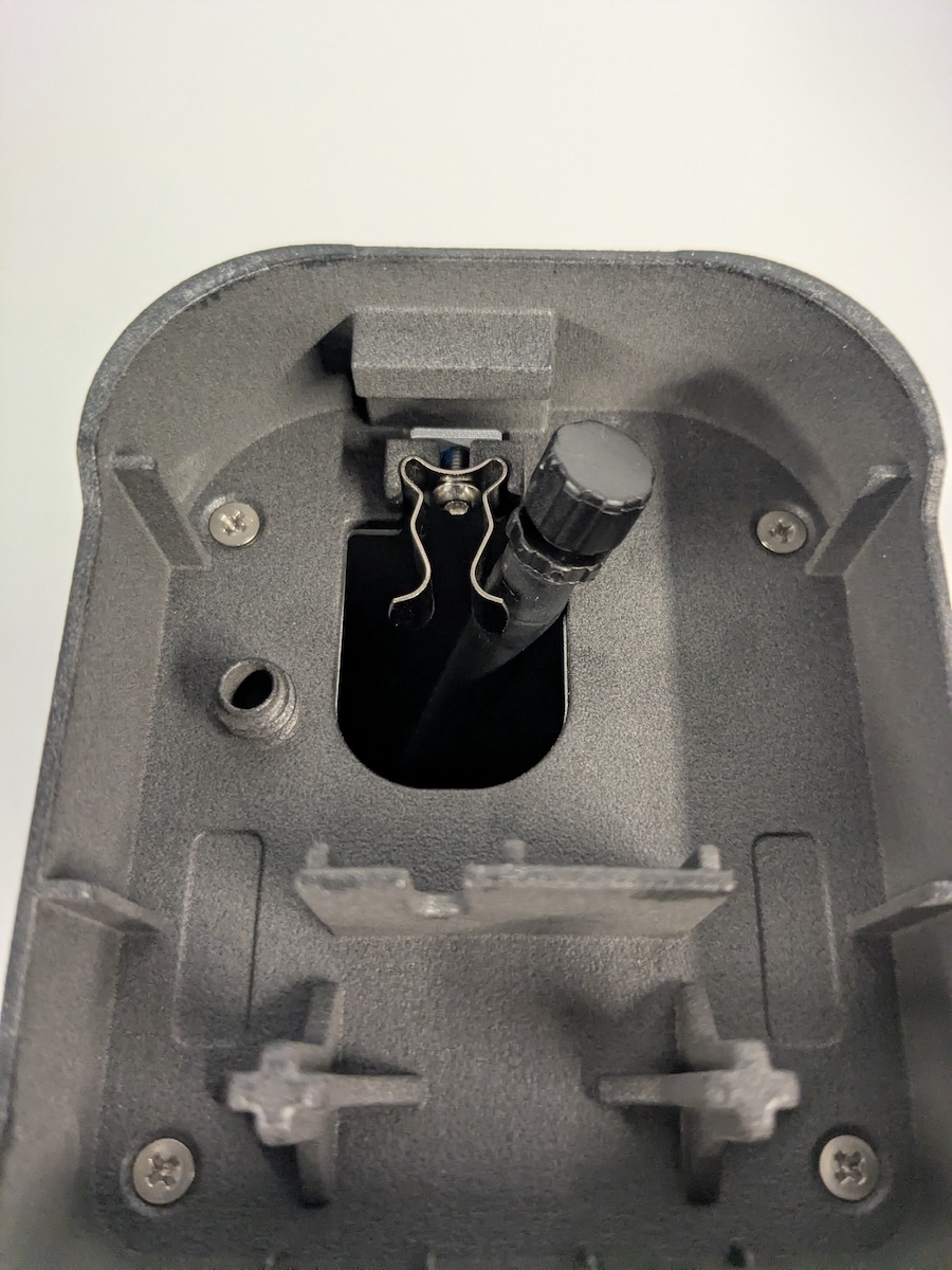 Replacing the Form 4 Resin Pumping System pump skirt