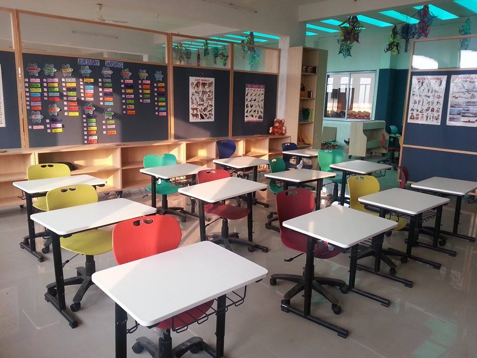 Returning to the Red Light District | Seven Mile Road | Seven Mile Road