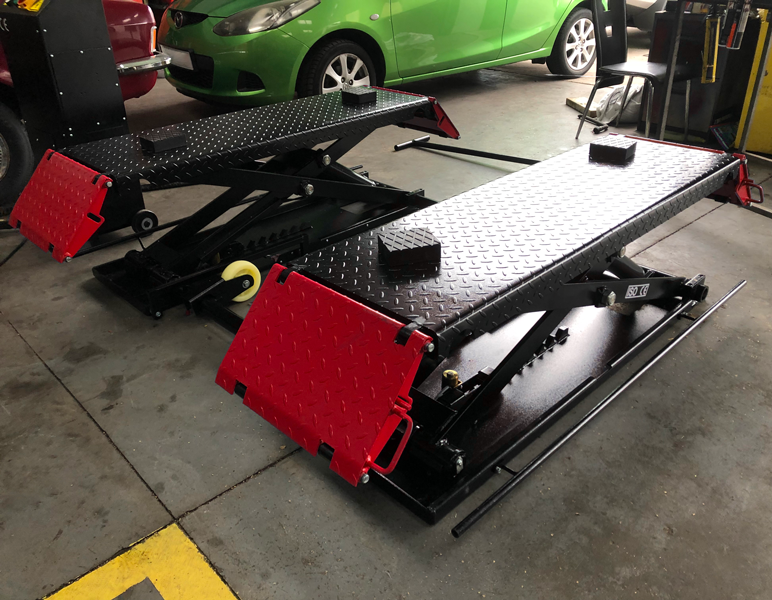 Advantages and suitability of a mobile service lift for independent garages