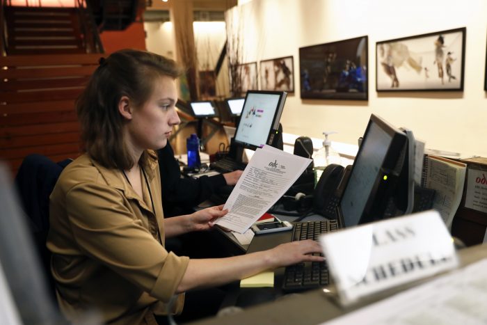 San Francisco dancer Emily Hansel works the front desk to get by | Datebook