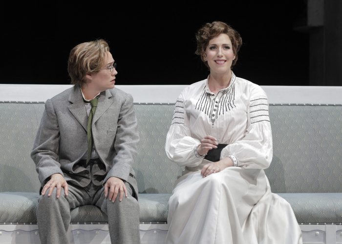 At SF Opera, Strauss' 'Arabella' gets a workout but never takes flight ...