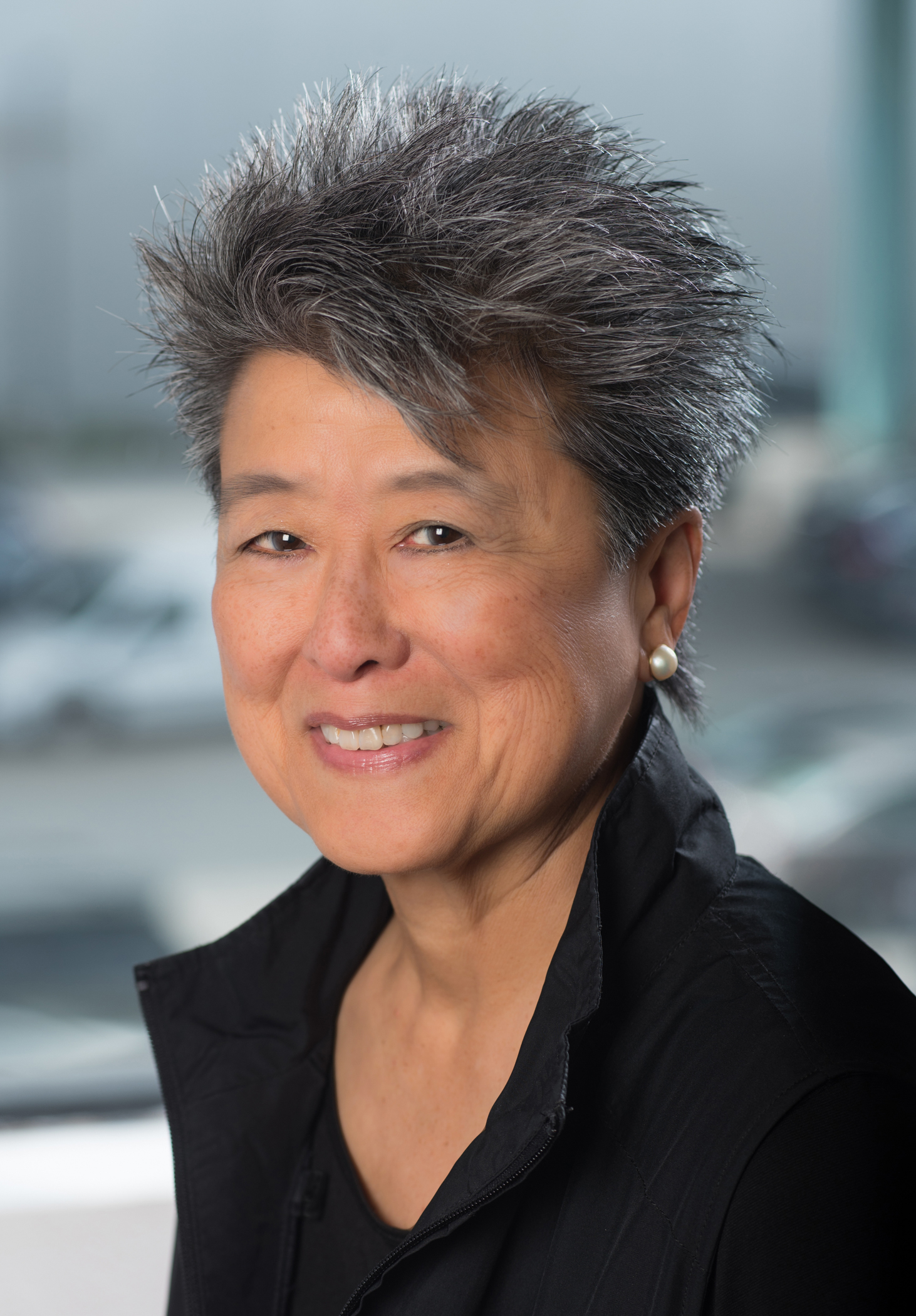 The great escape: 'Last Boat Out of Shanghai,' by Helen Zia | Datebook