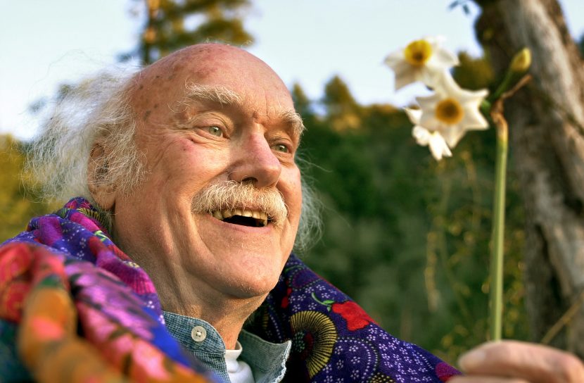 Ram Dass talks about 'Becoming Nobody,' the documentary on his ...