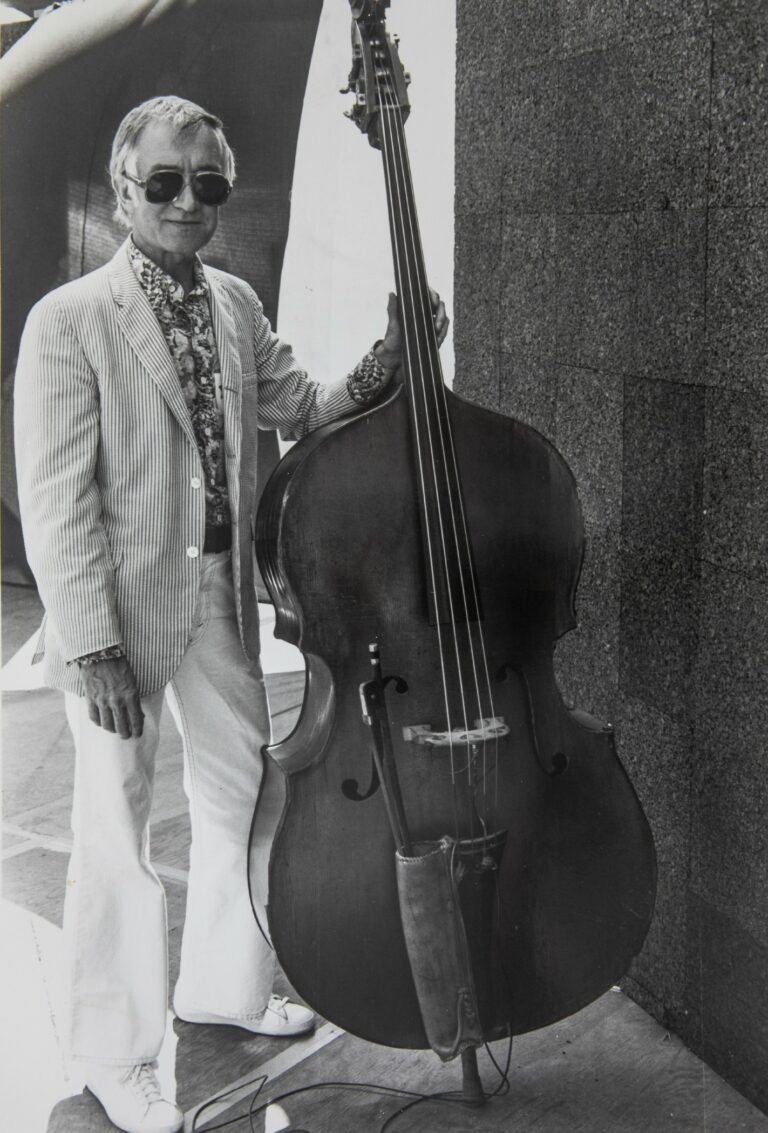 Dean Reilly, dean of the stand-up bass in jazz trios, dies at 94 | Datebook