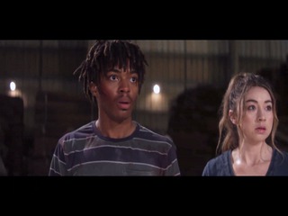 First Date | Trailer & Showtimes