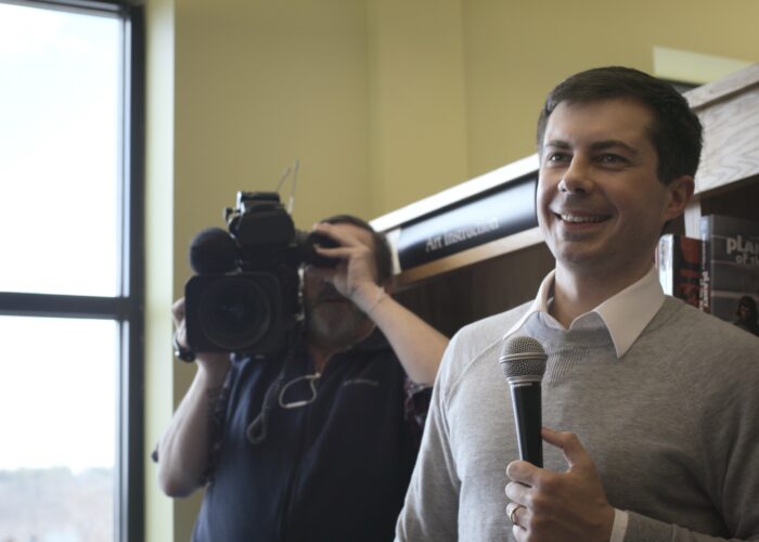 Review: 'Mayor Pete' is a behind-the-scenes look at Buttigieg's 2020 ...