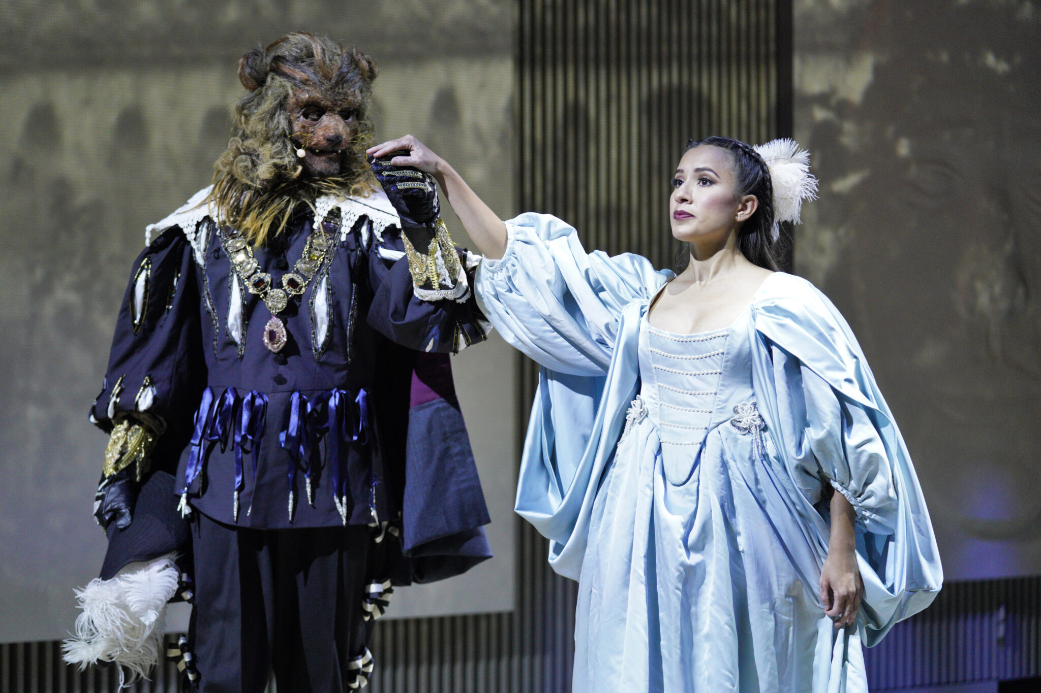 Review: Philip Glass' 'Belle' gets a bold makeover from Opera Parallèle ...