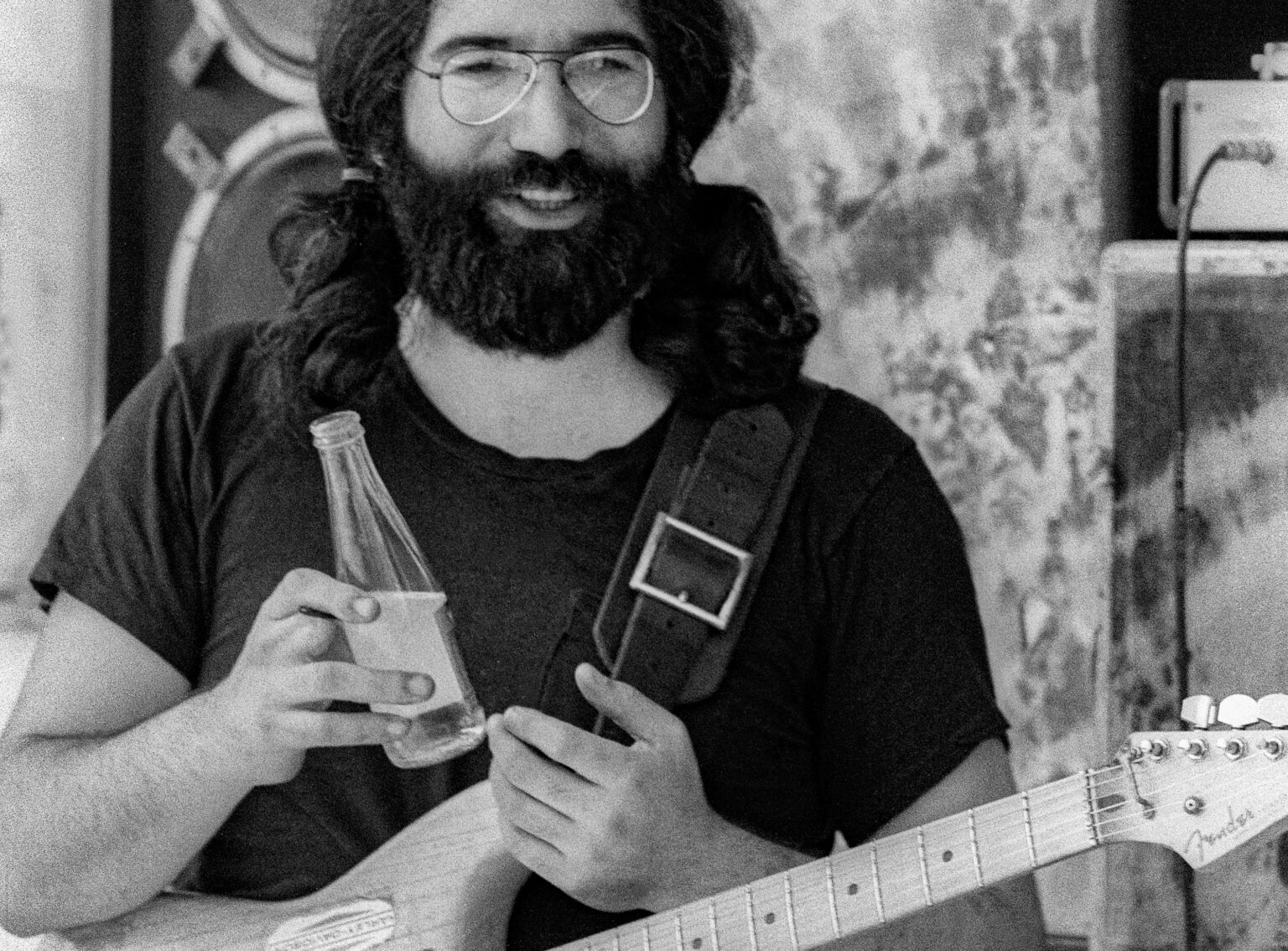 A copy of Jerry Garcia’s signature Alligator Strat guitar could be ...