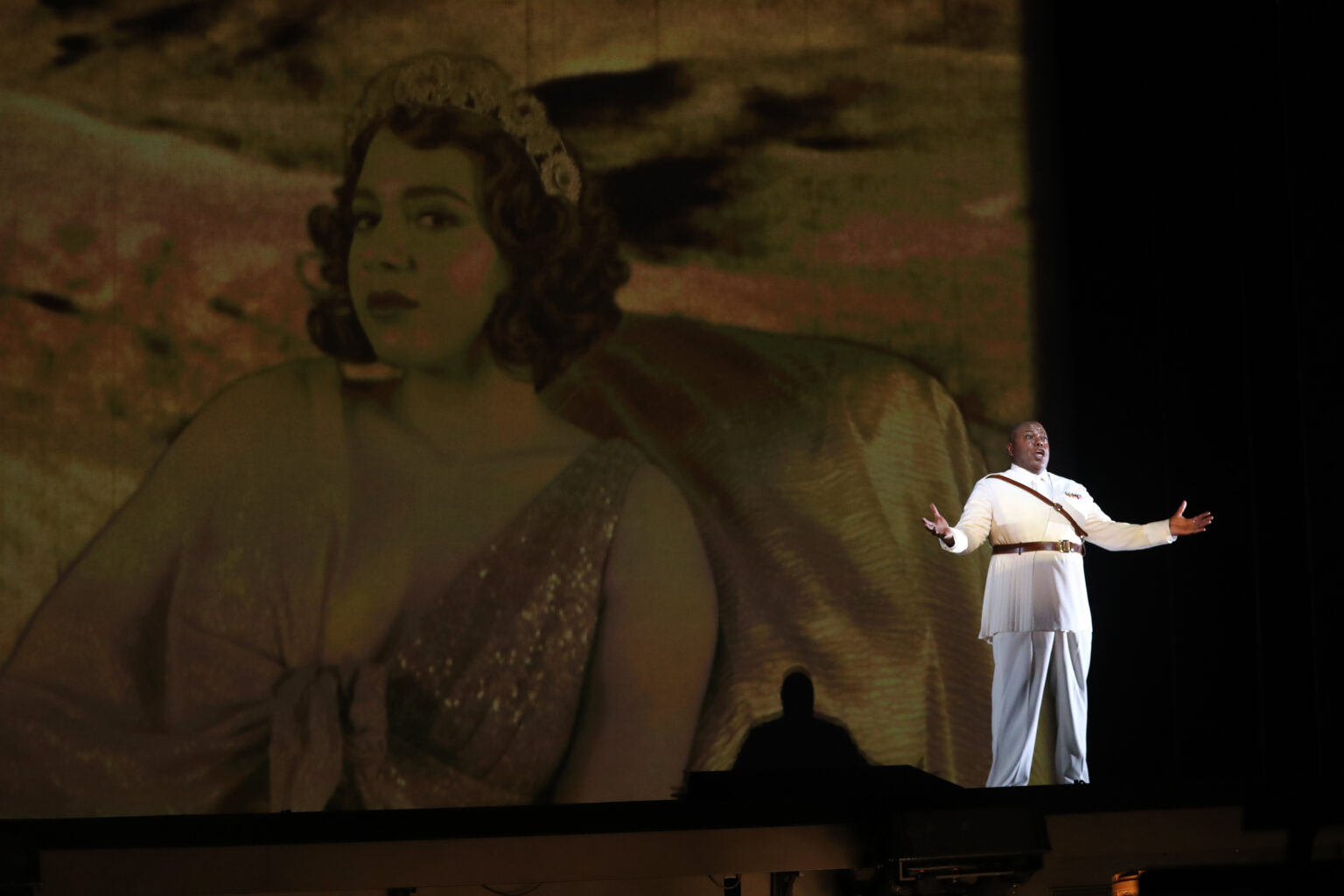 Review: John Adams faces down Shakespeare in powerful 'Antony and ...