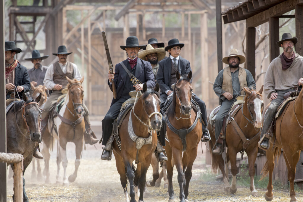 Benjamin Bratt Goes Bad In New ‘neo Western Drama ‘dead For A Dollar Datebook