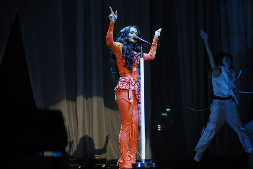 Kehlani brings out surprise guests for stellar homecoming concert in ...