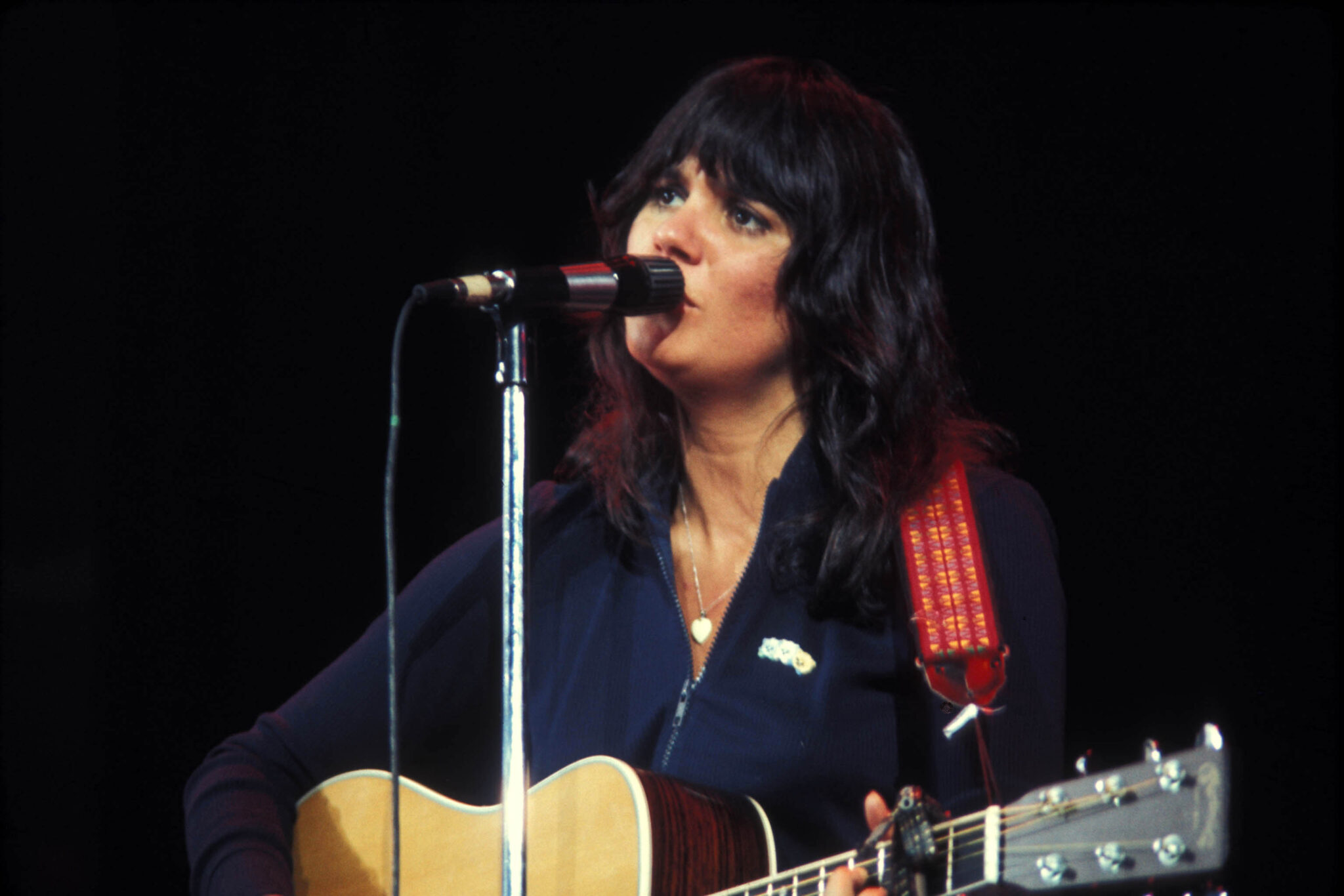 Linda Ronstadt lost her voice but found her purpose with new book ...