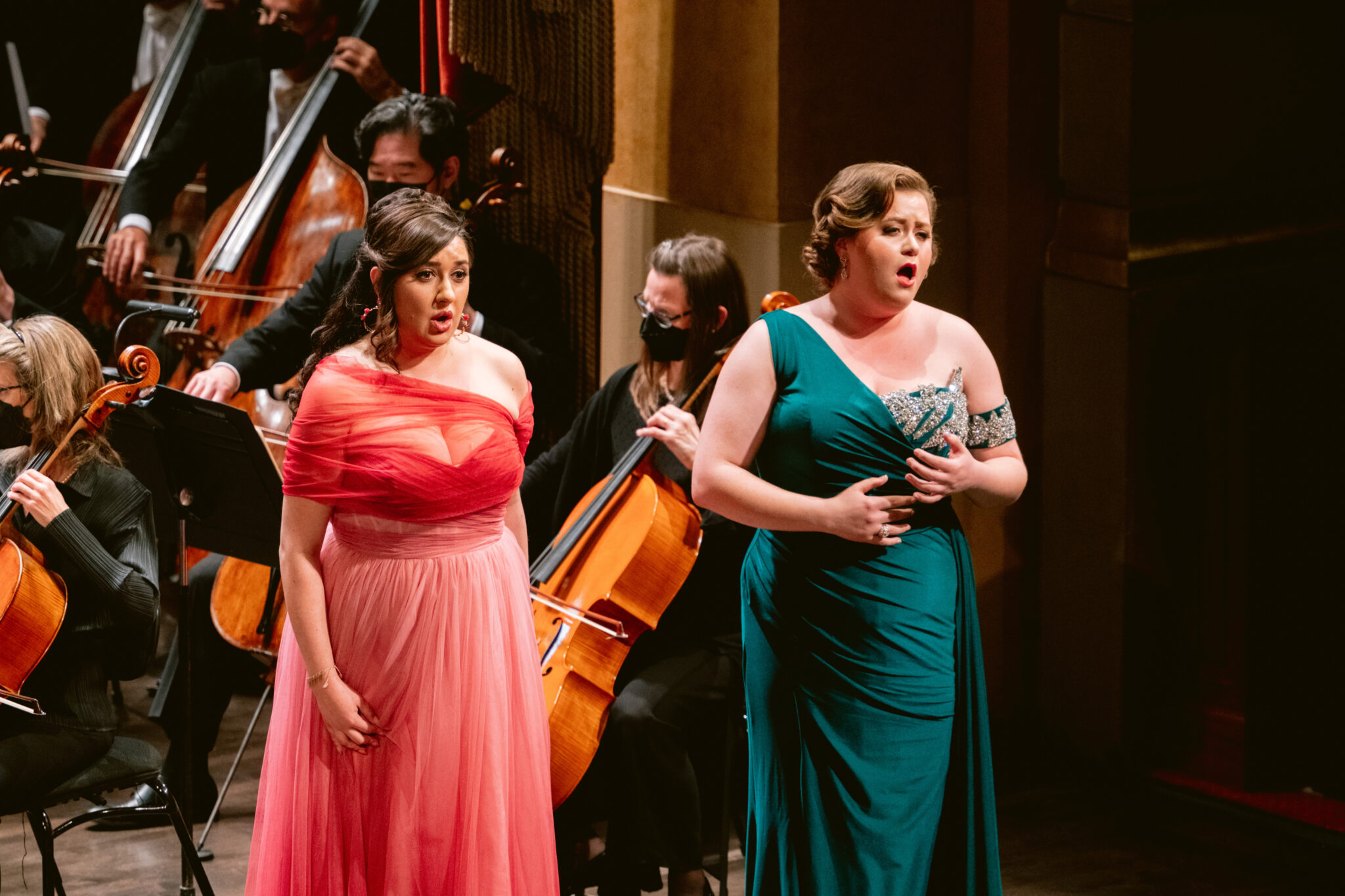 Review: 2 gifted sopranos turn S.F. Opera's showcase concert into magic ...