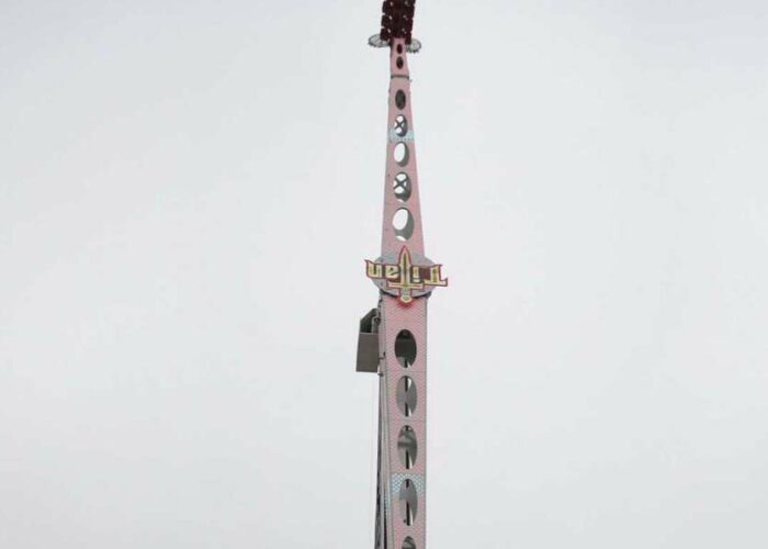 Taking a spin on the Titan, the biggest ride at the rodeo - and in the ...