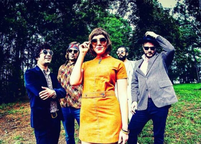 Axelrad to host drive-in rooftop concert | Datebook