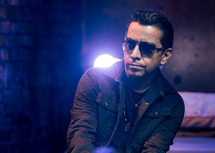 Selena keyboardist Joe Ojeda releases debut single 'Dueña De Tu Cama ...