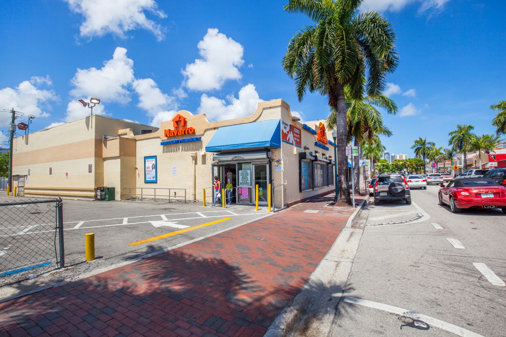 Navarro Little Havana - Miami, FL