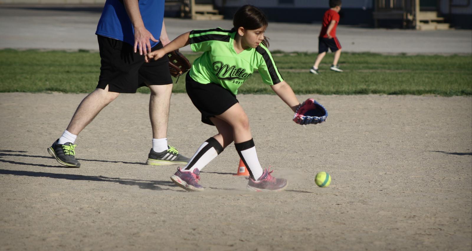 Home [www.miltongirlssoftball.ca]