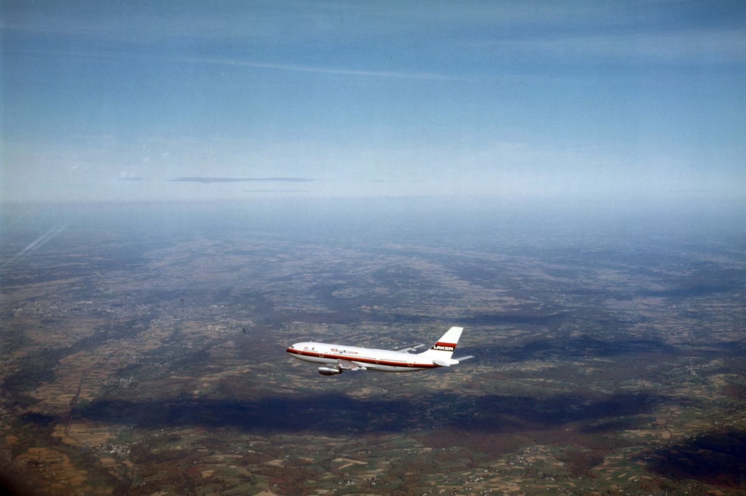 Laker Airways "Skytrain" Aircraft - SIR FREDDIE LAKER