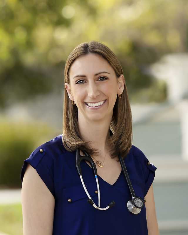 Dr. Brie Spells - St. Francis Pet Clinic | Santa Barbara CA