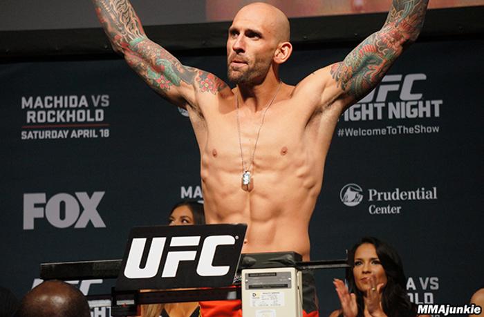 Weigh in photos trippin me out | Sherdog Forums | UFC, MMA & Boxing ...