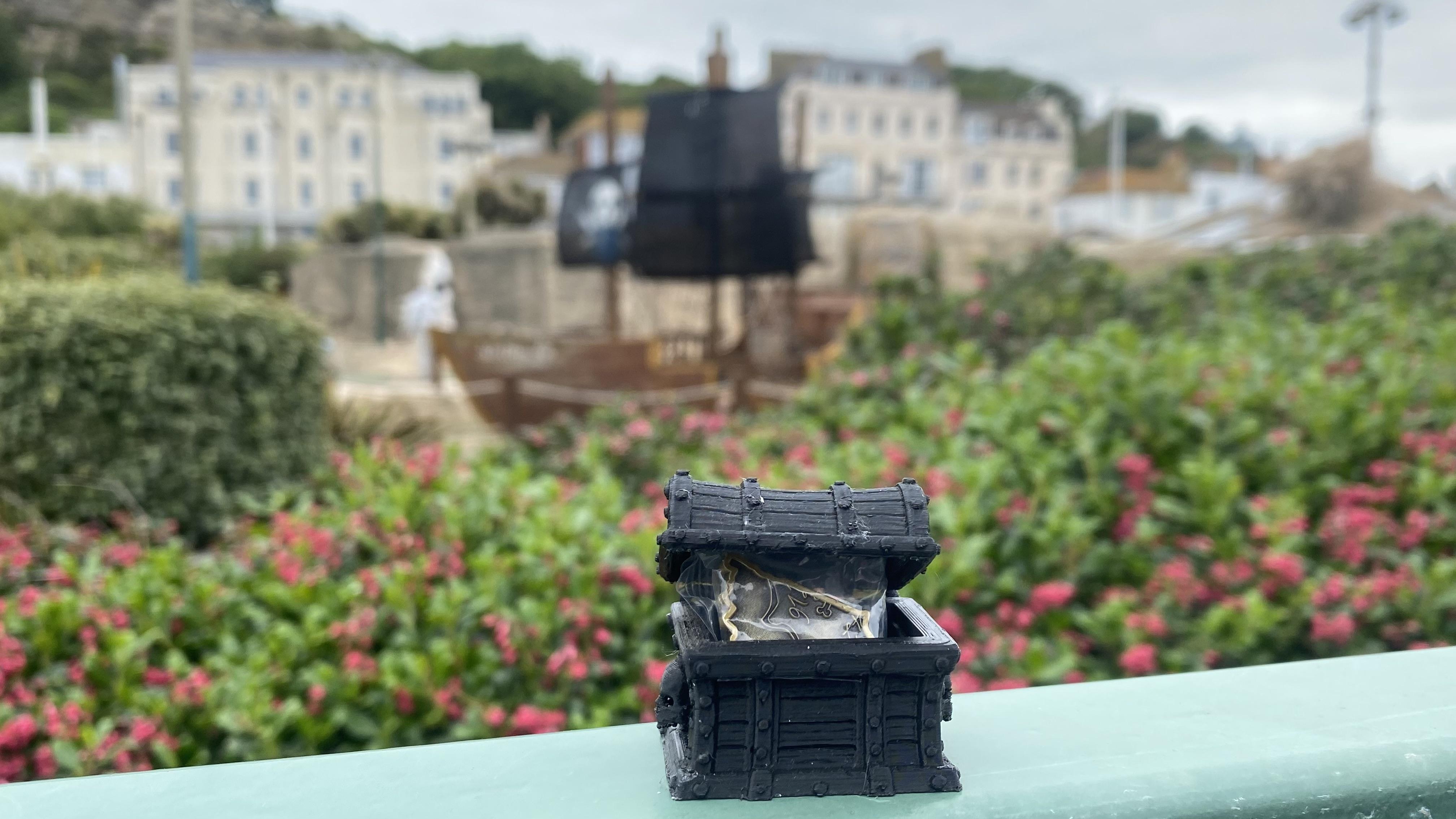 Map Piece: 024 - The Largest Gathering of Pirates Ever!