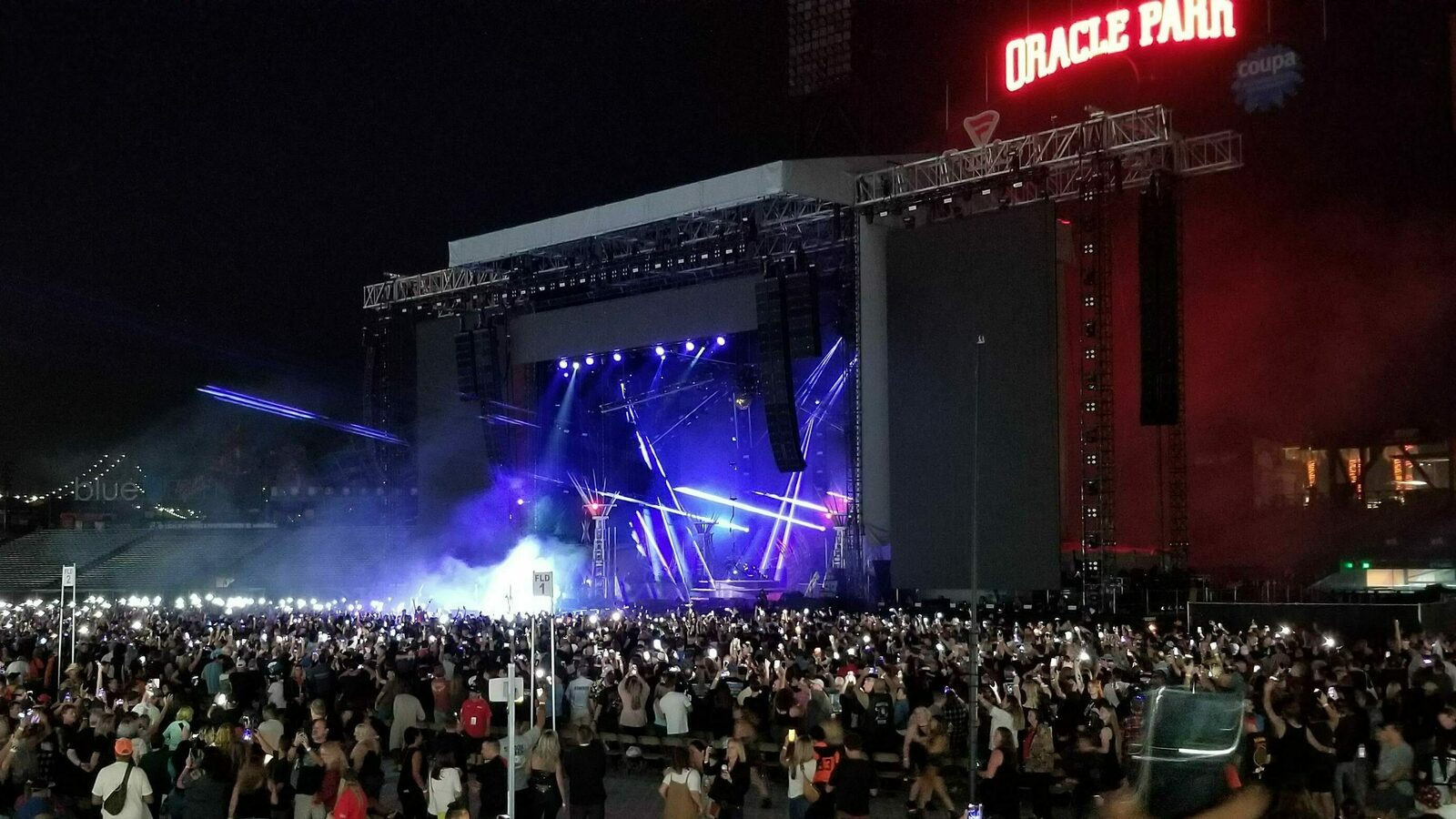 Sep 07, 2022: Def Leppard / Mötley Crüe / Poison / Joan Jett & The ...