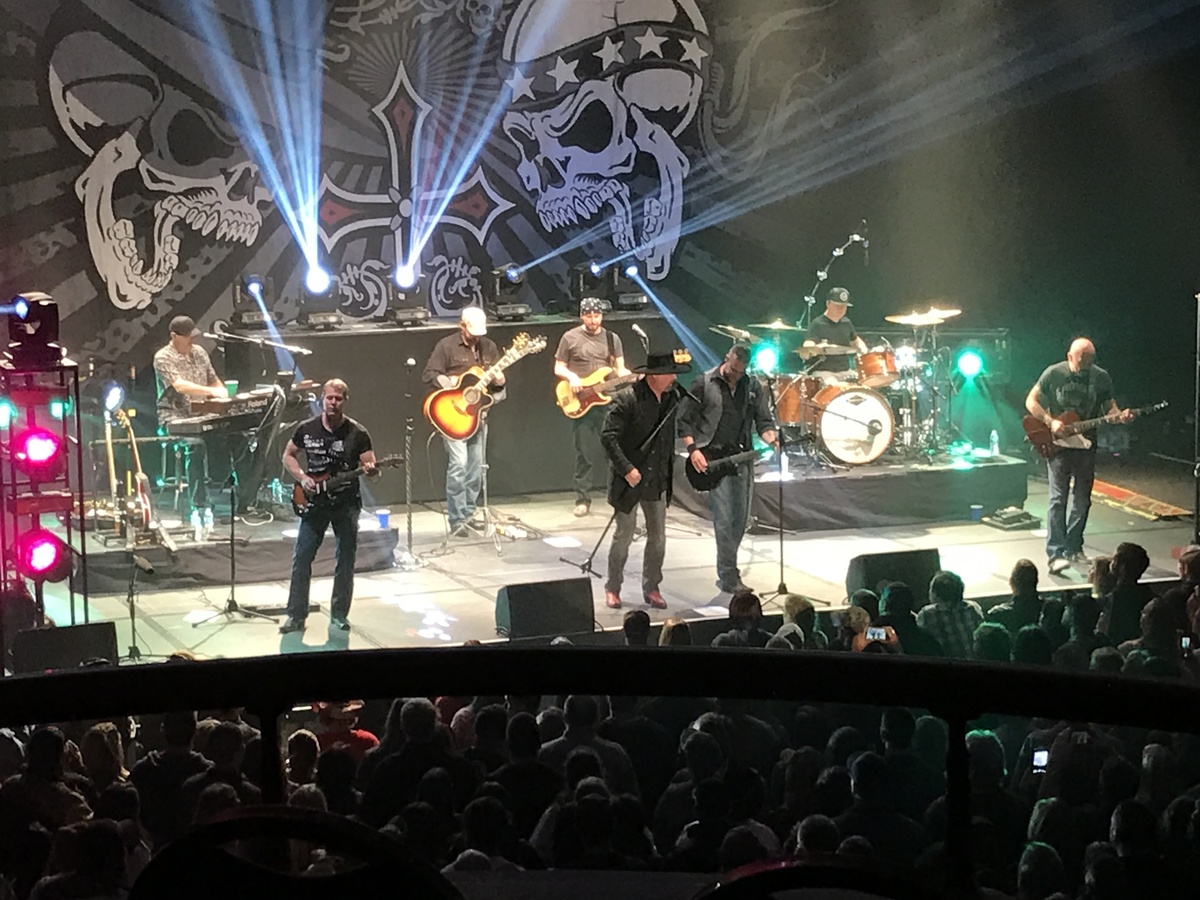 Concert Photos from The Rave/Eagles Club | Concert Archives