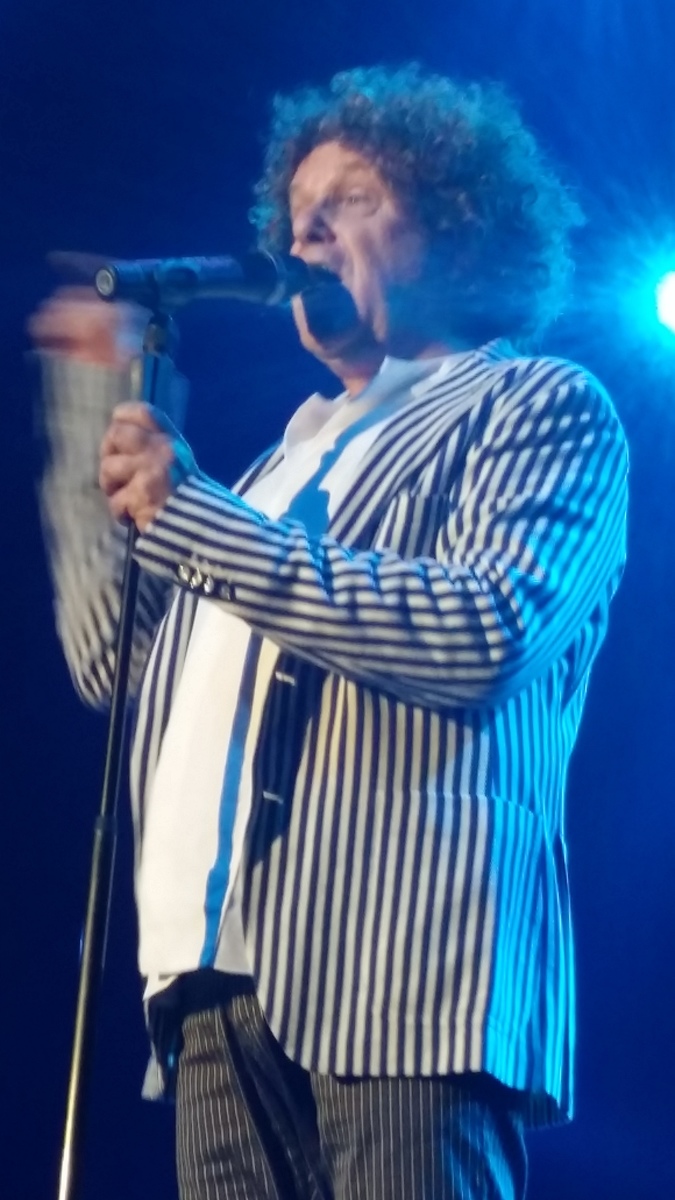 Leo Sayer Concert & Tour History | Concert Archives