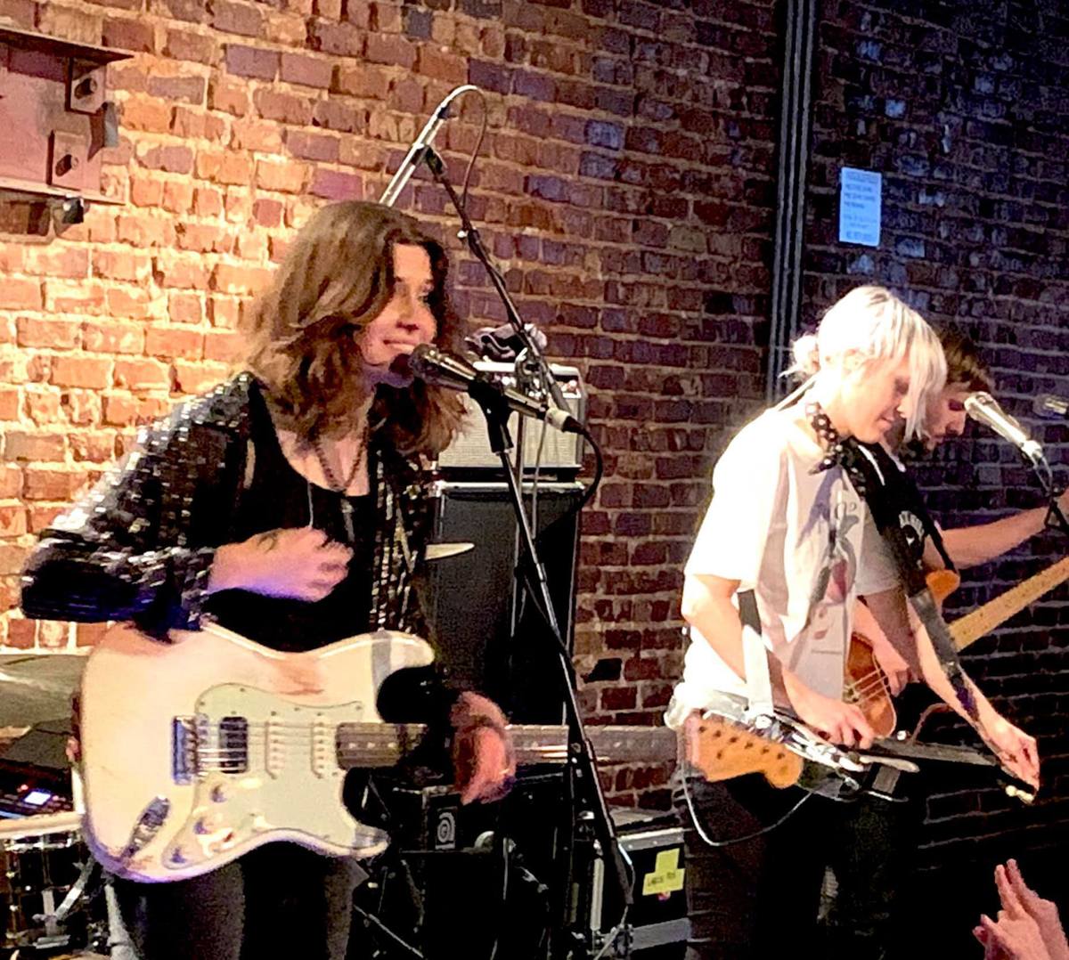 Larkin Poe's Concert & Tour History | Concert Archives