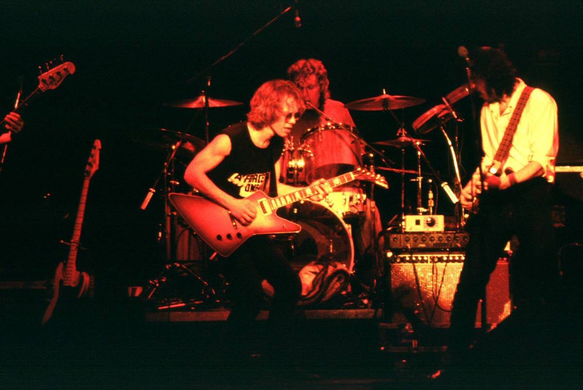 Warren Zevon Concert & Tour History | Concert Archives