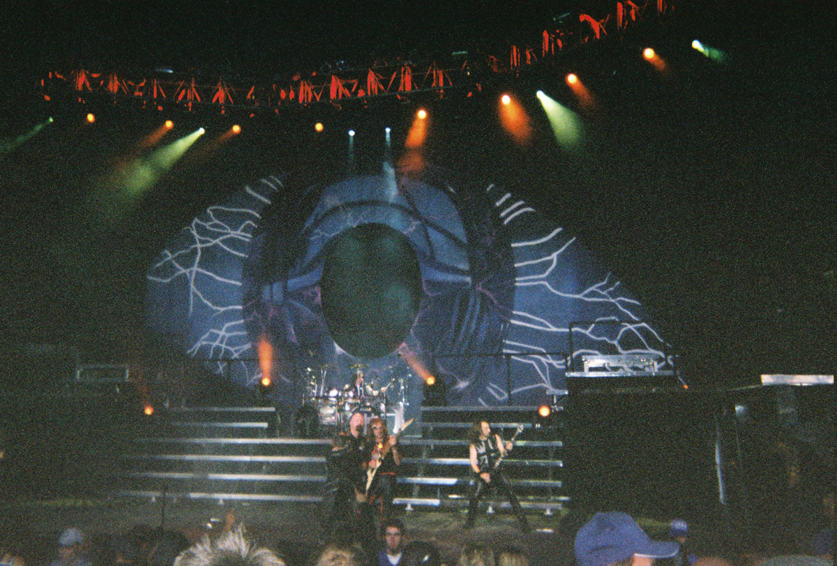 The Concert History of Shoreline Amphitheatre Mountain View, California ...